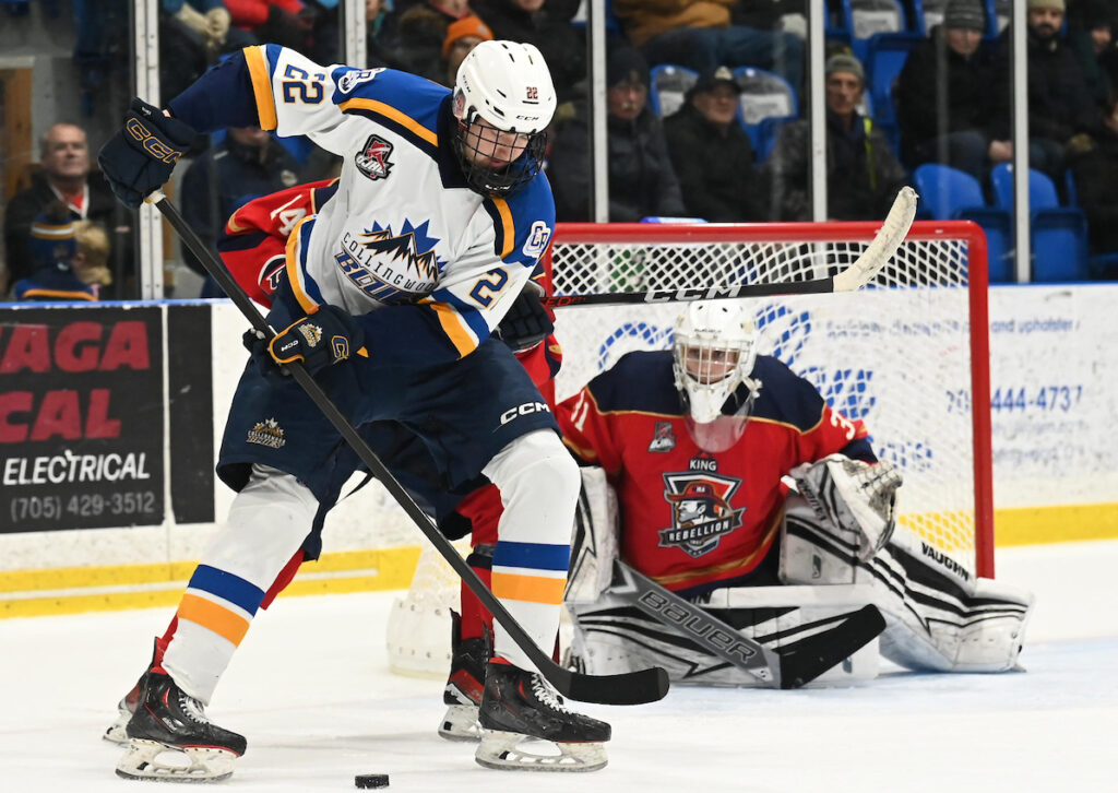 BIG MAN ON CAMPUS: 6-FOOT-8 COLLINGWOOD BLUE COMMITS TO U OF GUELPH ...